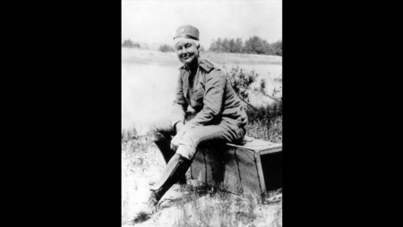 Flora Sandes, emakume bat Gerra Handiko lubakietan | GAUR8 | GAUR8